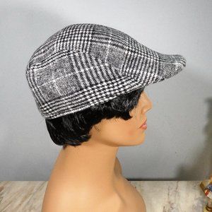 Accessories | Stylish Gray Black And White Plaid Driving Newsboy Scally ...